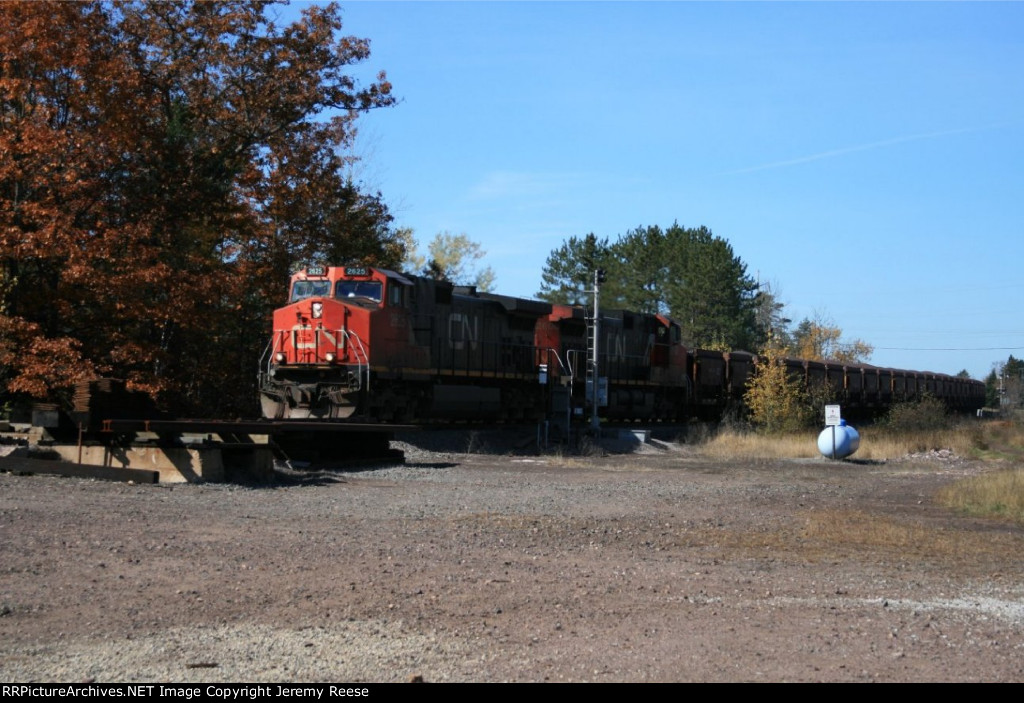 CN 2625 passing the old Spring Switch signal at Little Lake